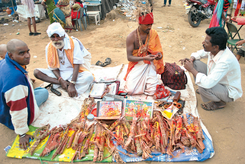 Telangana: Sammakka Sarakka Jatara - Outlook Traveller