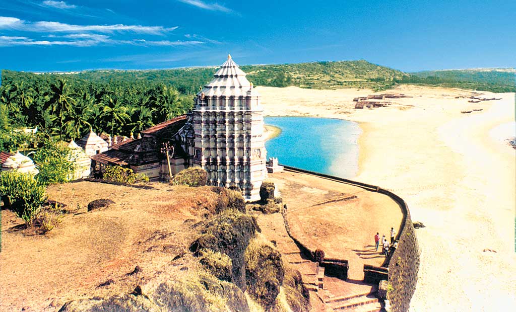 Kunkeshwar: Light of the Silvery Moon